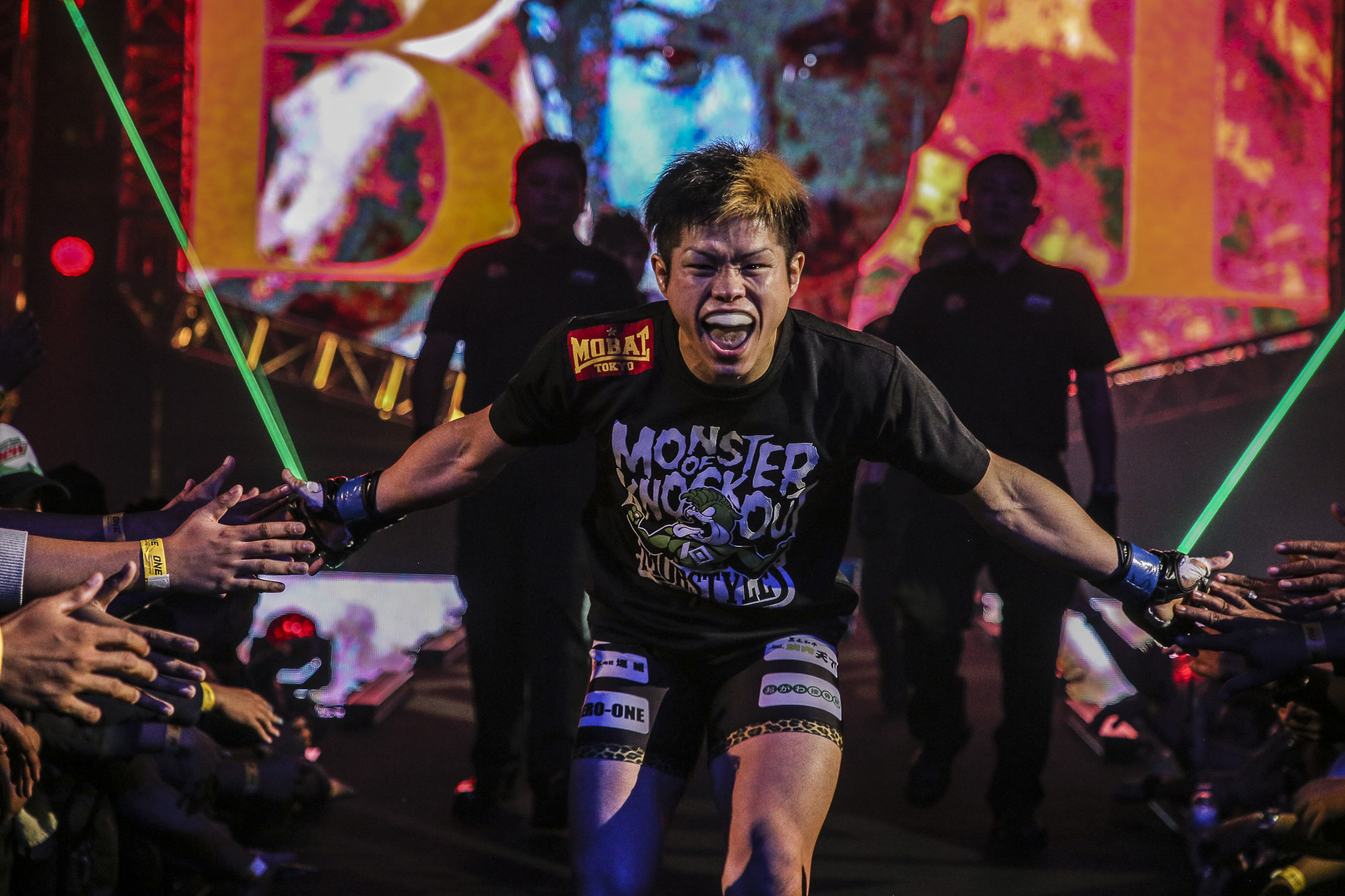 [PHOTOS] Lithuania vs Japan: Deividas Danyla, Hiroaki Suzuki fight at ‘ONE: Conquest of ...