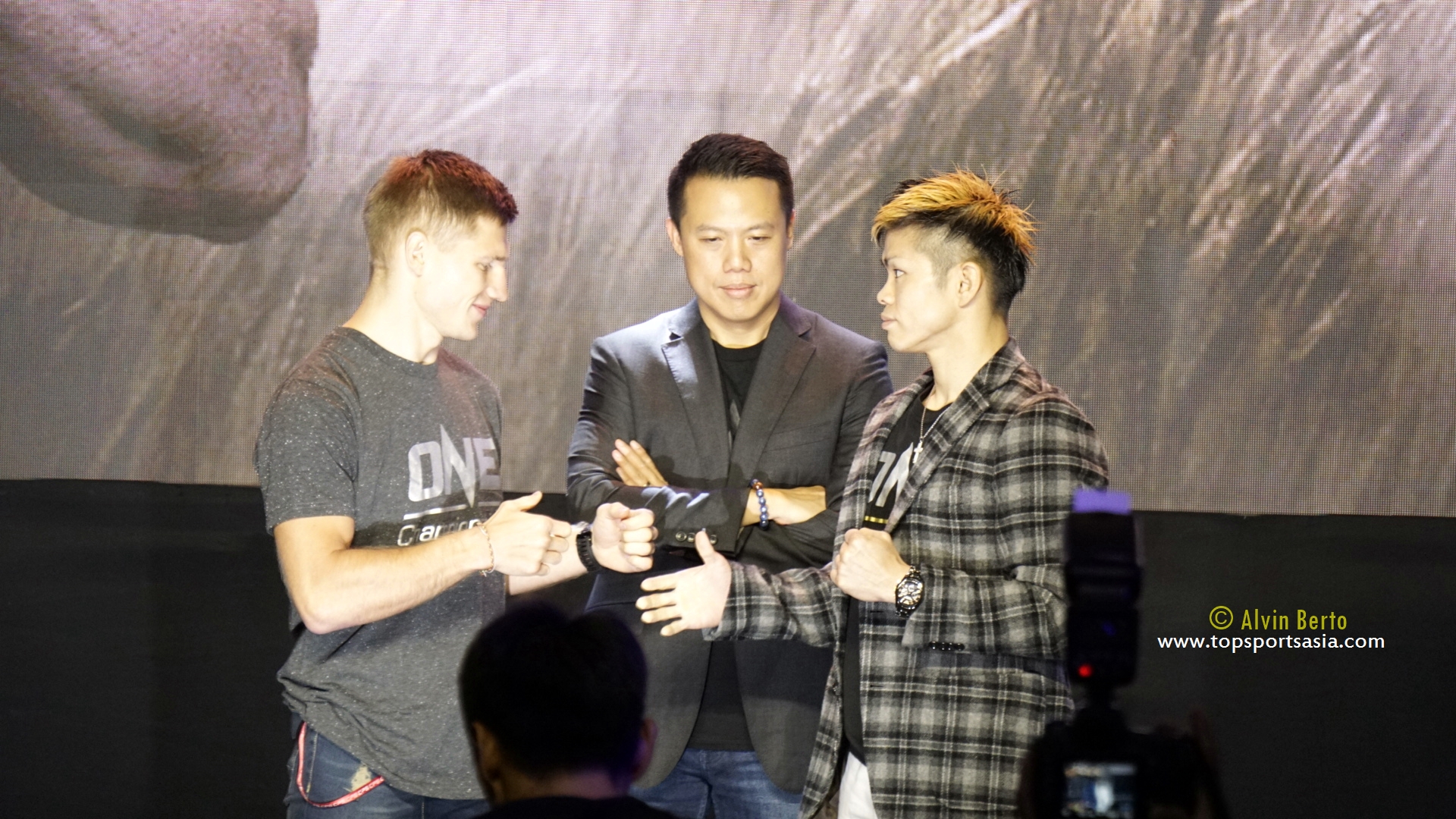 [PHOTOS] Deividas Danyla, Hiroaki Suzuki face off at City of Dreams Manila in Parañaque City ...