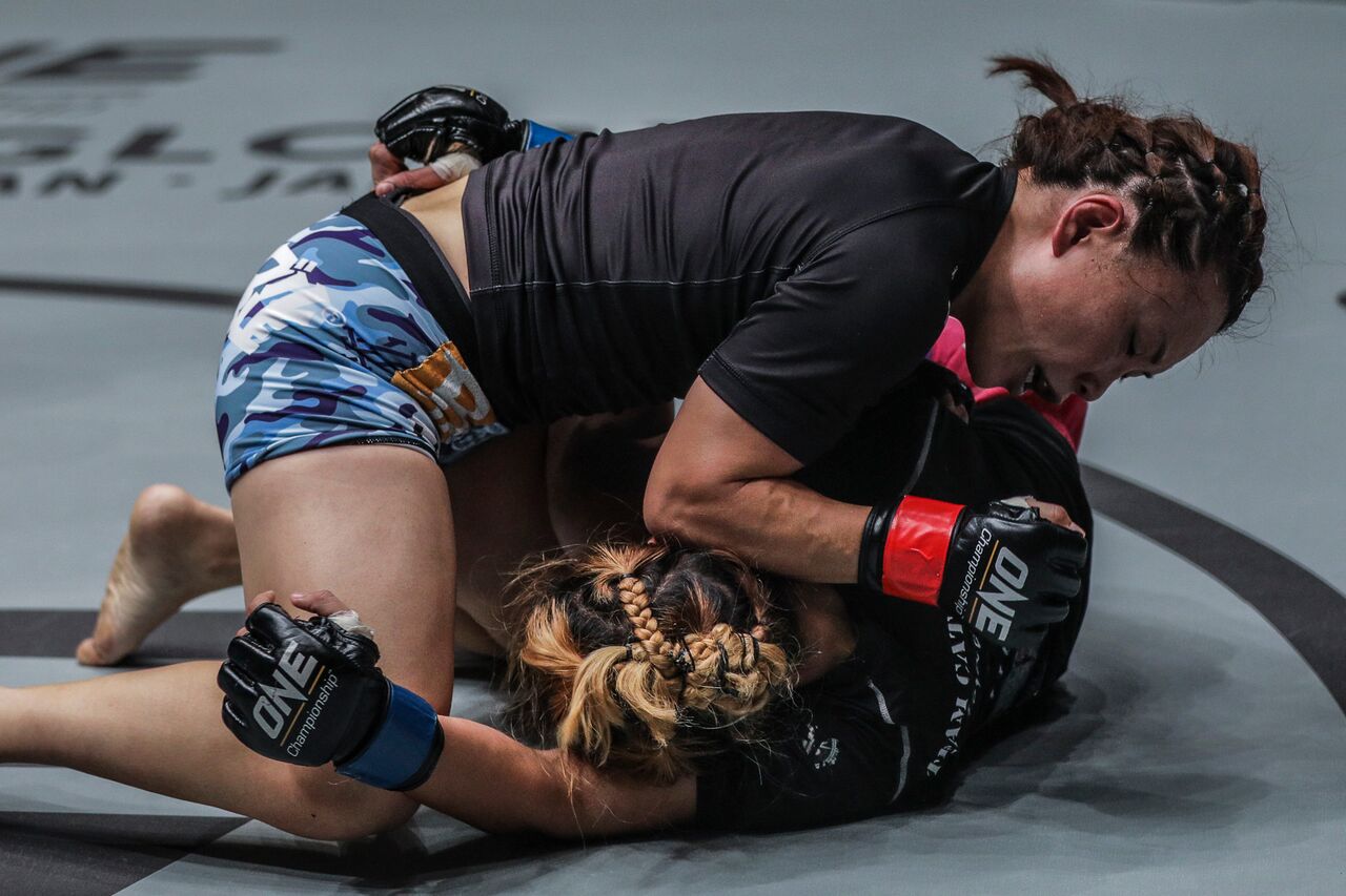 [PHOTOS] Japan vs Philippines: Mei Yamaguchi, Jomary Torres fight at ...