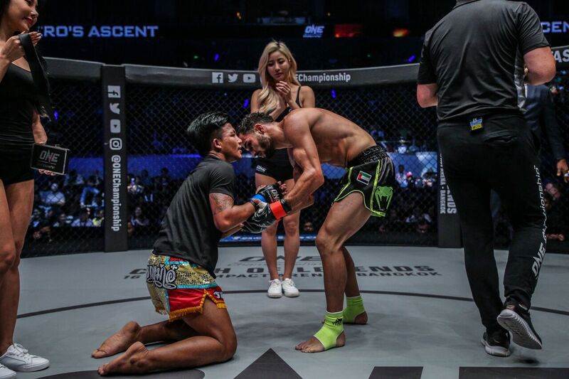 [PHOTOS] Tunisia vs Thailand: Fahdi Khaled, Rodtang Jitmuangnon fight ...
