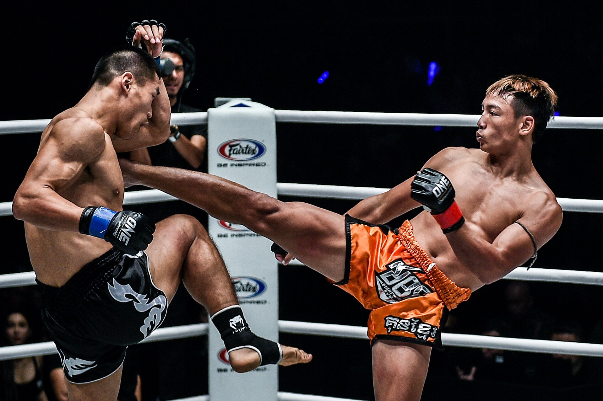 [PHOTOS] Cambodia vs China: Kong Sambo, Zhang Chenglong fight at ‘ONE ...