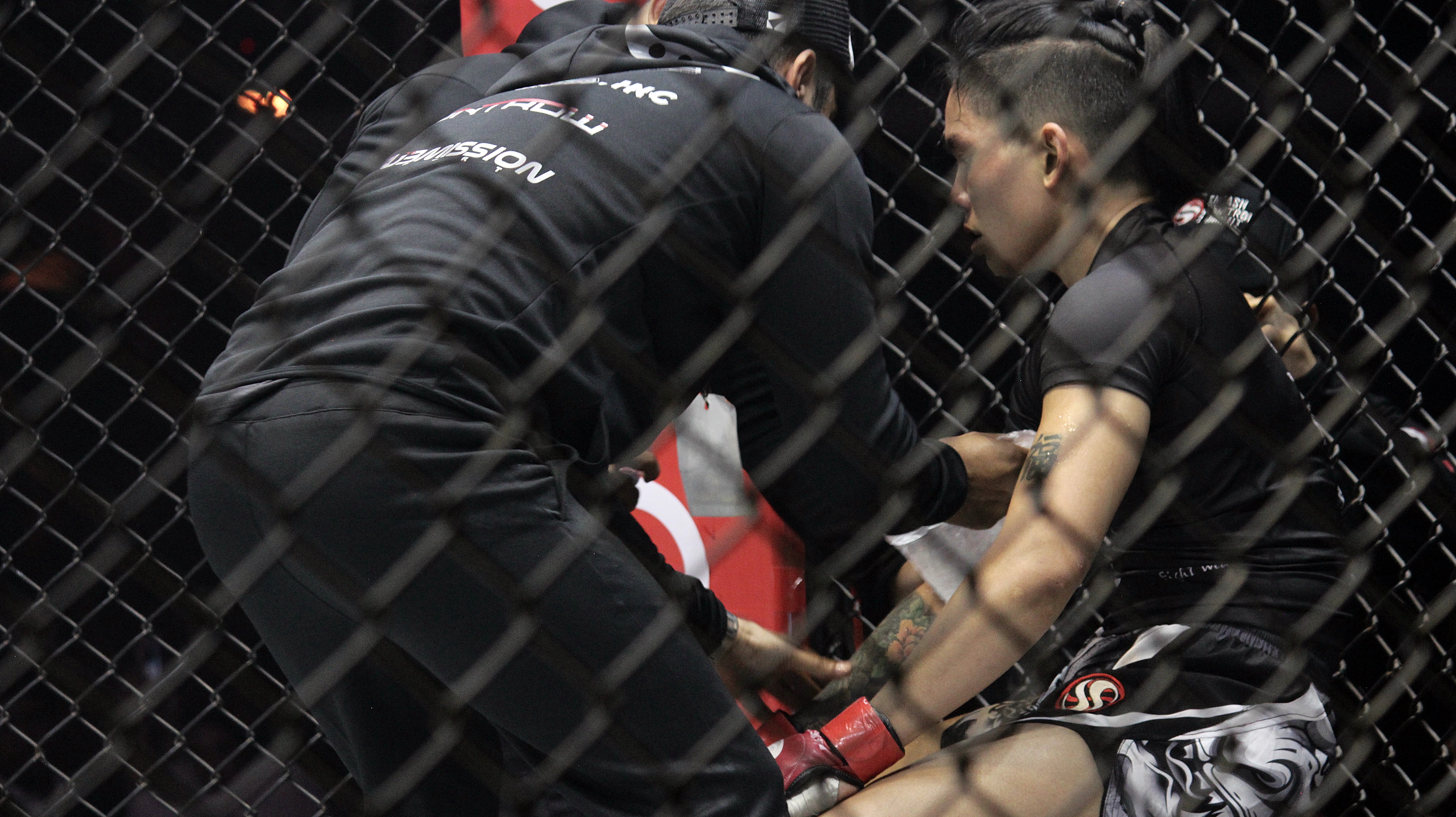 [PHOTOS] Philippines vs South Korea: Geli Bulaong, Jang Hyun Ji fight ...