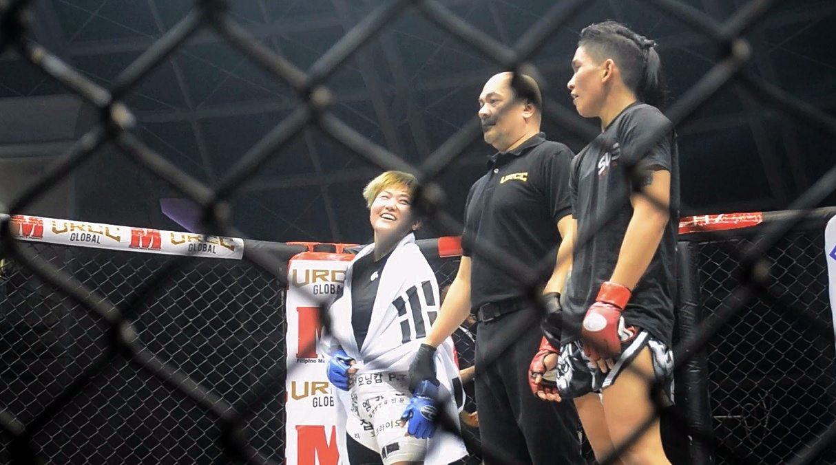 [PHOTOS] Philippines vs South Korea: Geli Bulaong, Jang Hyun Ji fight ...