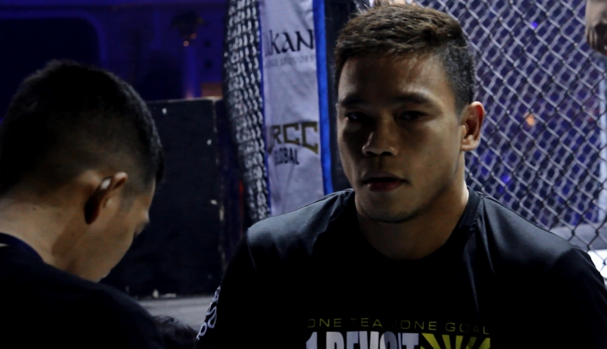 [PHOTOS] Adonis Sevilleno vs Mark Valerio at ‘URCC Global: Raw Fury’ at ...