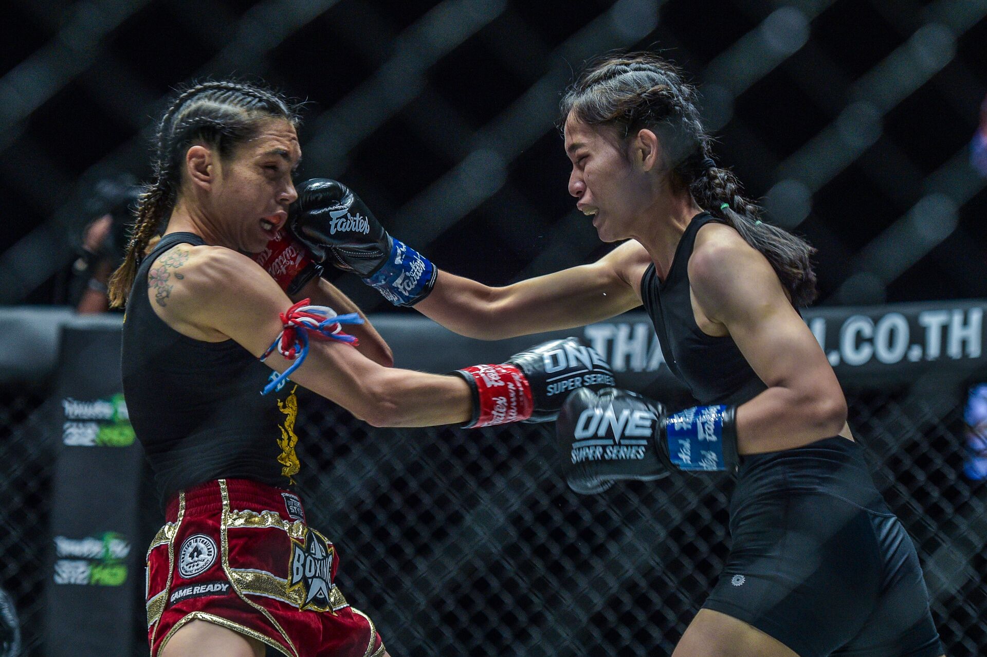 [PHOTOS] USA vs Taiwan: Janet Todd, Wang Chin Long fight at ‘ONE ...