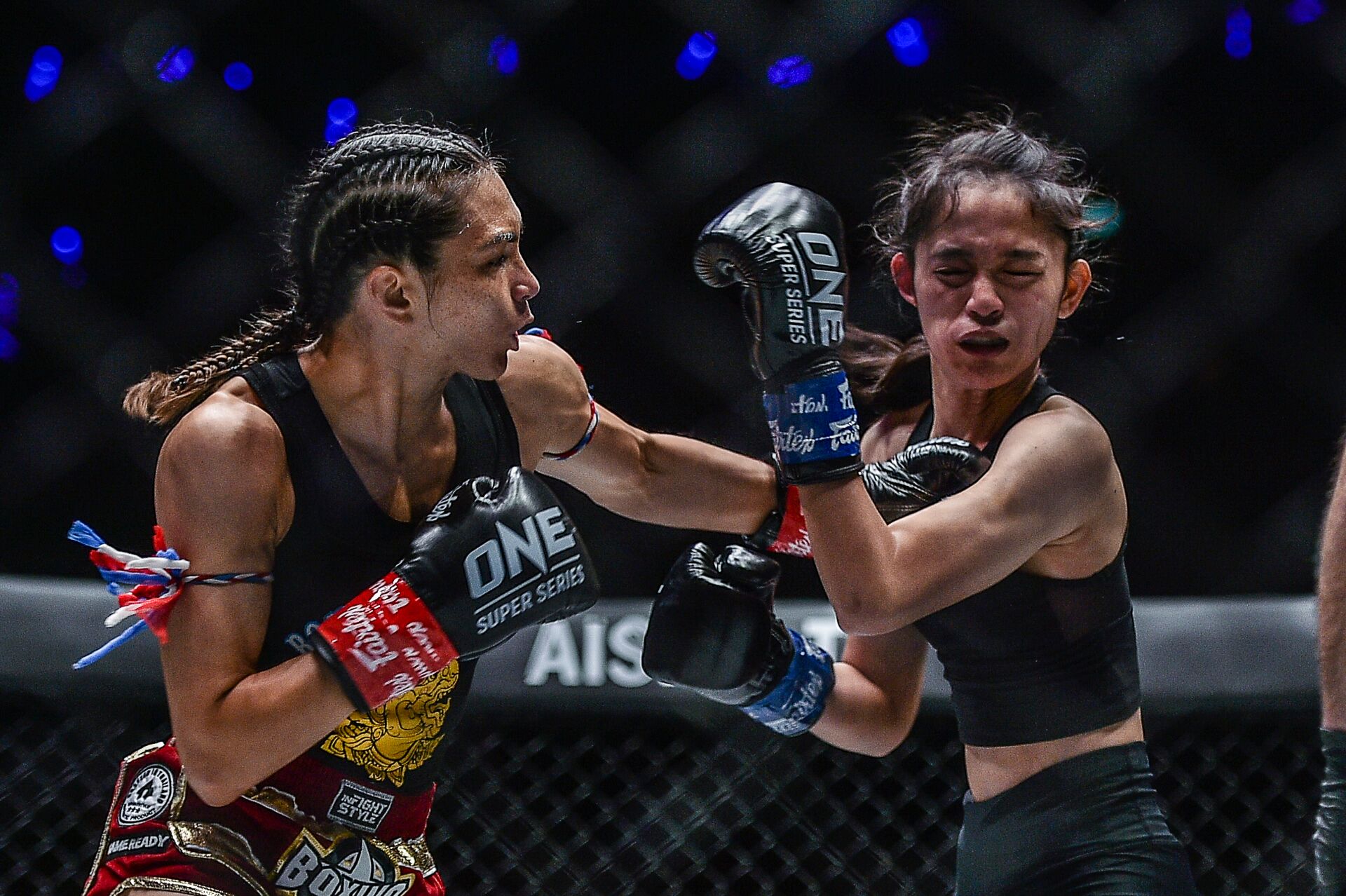 [PHOTOS] USA vs Taiwan: Janet Todd, Wang Chin Long fight at ‘ONE ...