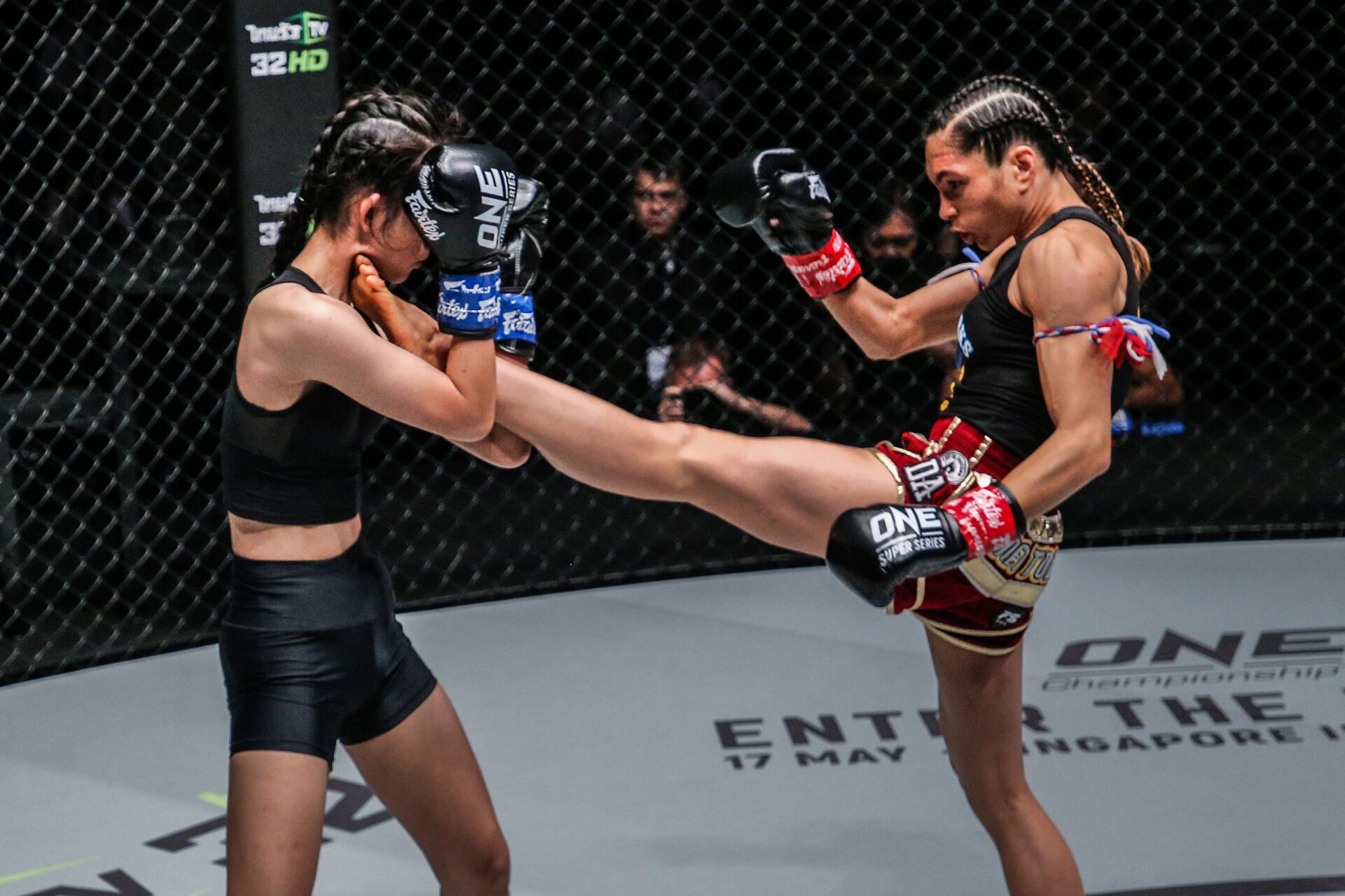 [PHOTOS] USA vs Taiwan: Janet Todd, Wang Chin Long fight at ‘ONE ...