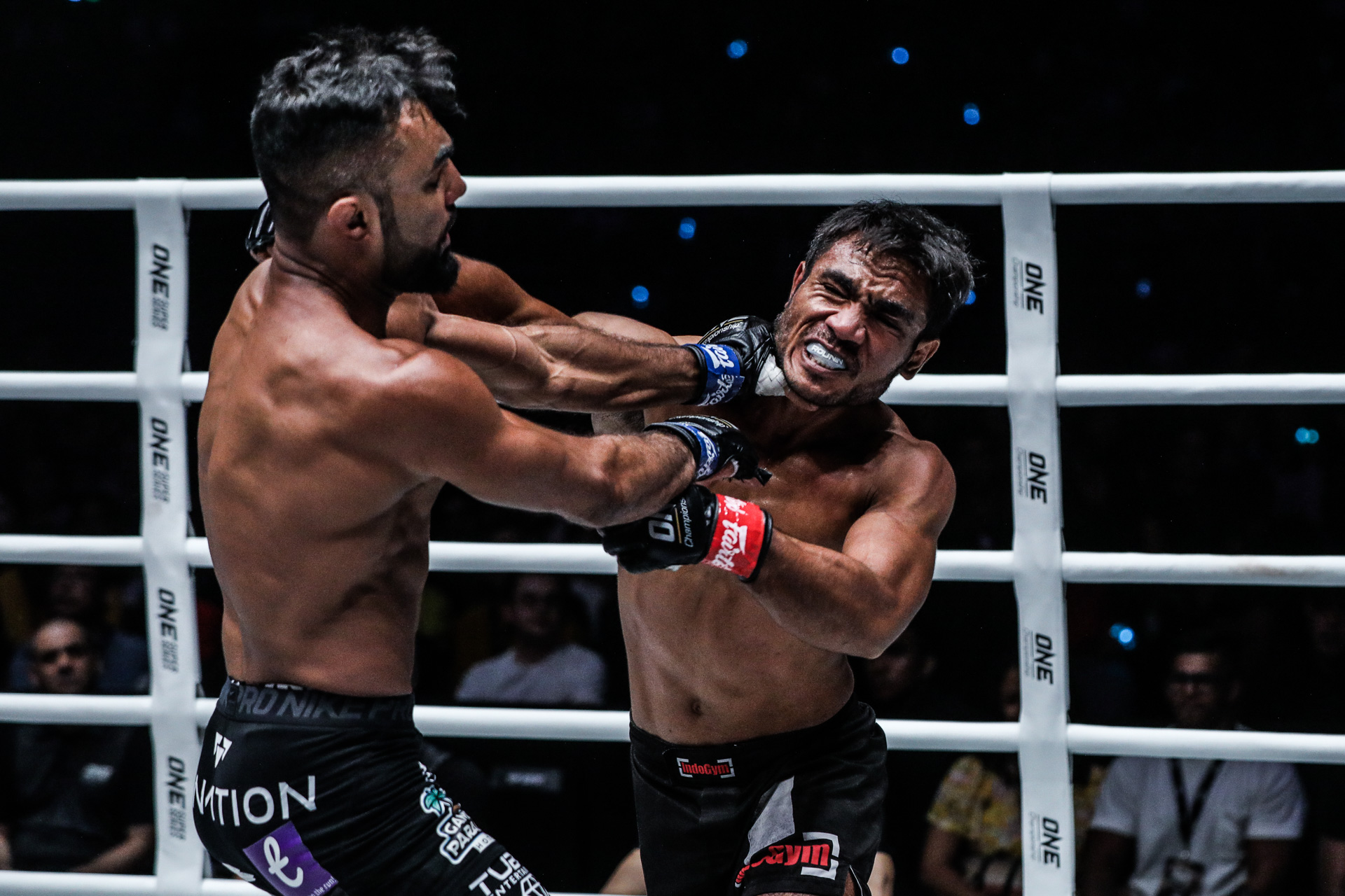 [PHOTOS] Indonesia vs India: Abro Fernandes, Gurdarshan Mangat fight at ...
