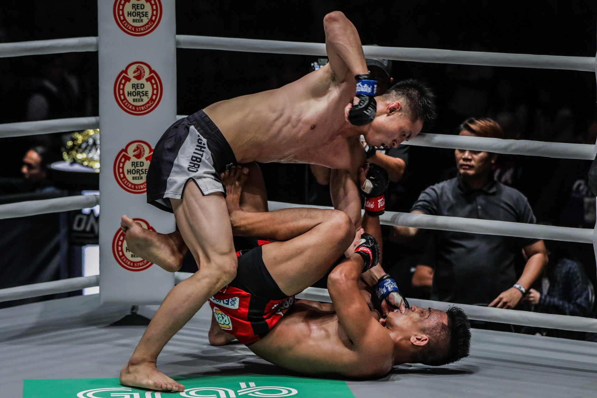 [PHOTOS] Philippines vs China: Edward Kelly, Xie Bin fight at ‘ONE ...